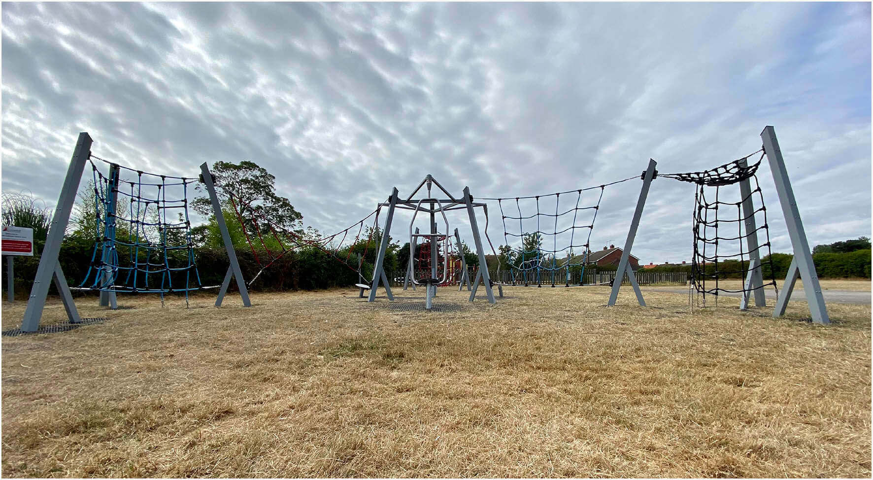 Lowestoft Town Council - Kirkley Fen Park - Playground Equipment ...