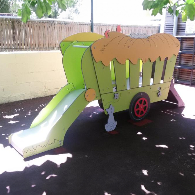 Hay Cart Play Structure | Vehicles Themed Play | Caloo UK Ltd