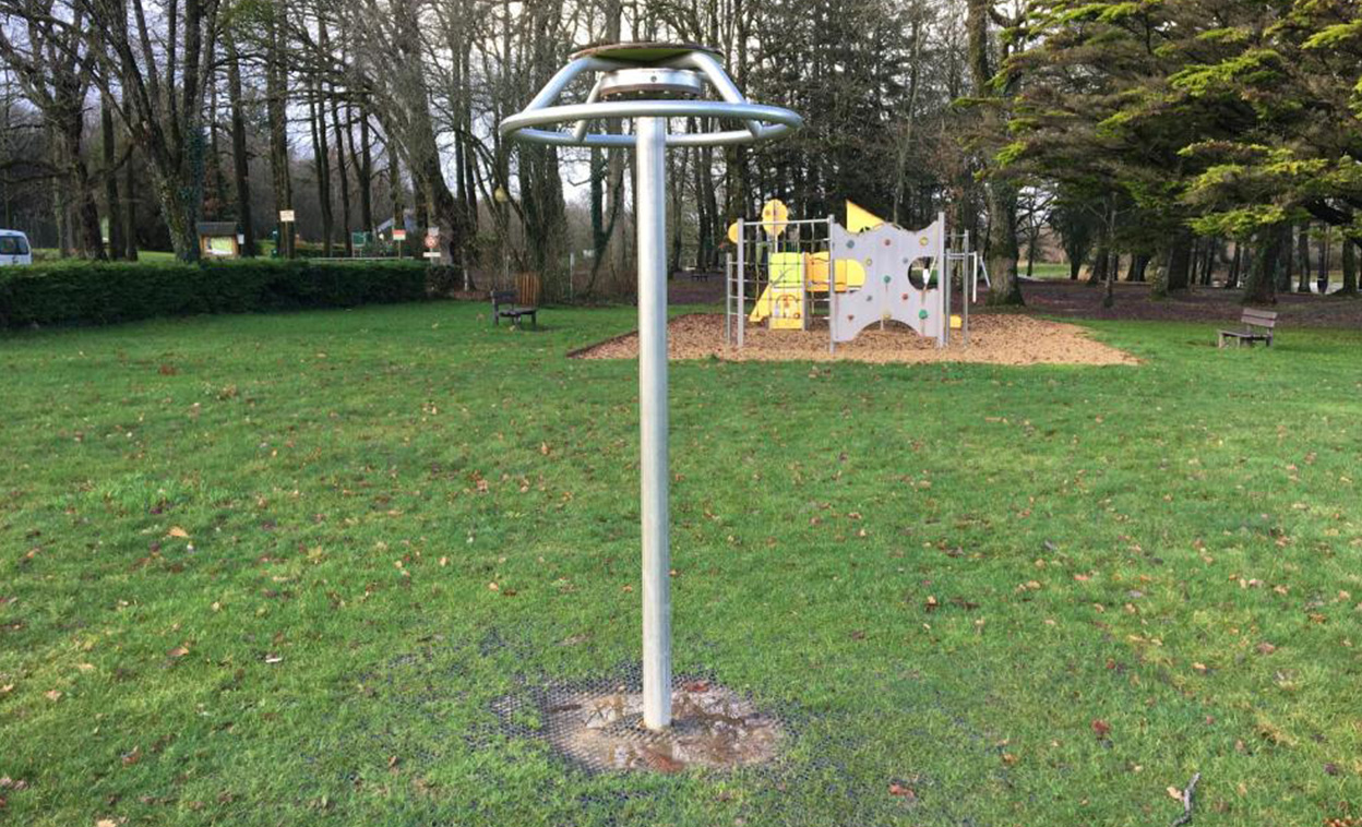 CA-400 Overhead Spinner | Roundabouts and Spinners | Caloo UK Ltd