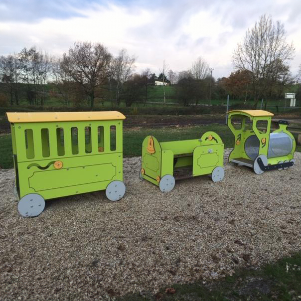 Small Train Bundle | Vehicles Themed Play | Caloo UK Ltd