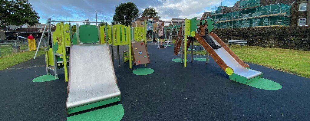 Festive Activities for Local Community Playgrounds - Caloo Ltd